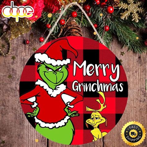 Merry Christmas Grinch 2022 Red And Black Checkered Pattern Grinch