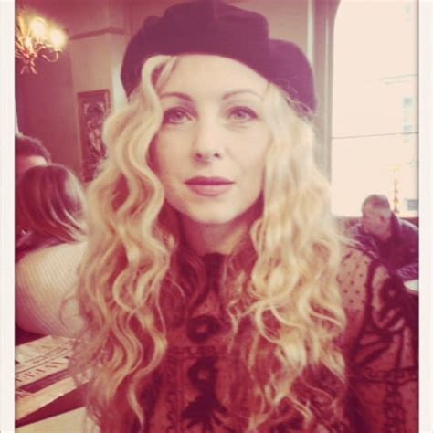 Julie Wallinger Juliewallingerinteriors • Threads Say More