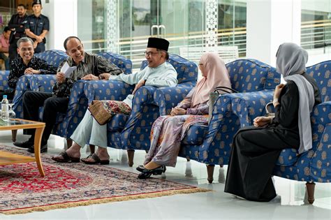 How Low Can One Bow Beware Of Your Back Breaking Bow Syed Mokhtar