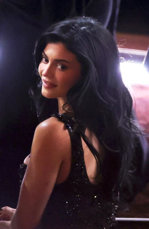 Kylie Jenner Spotted Kissing Big Star At Oscars Nt News