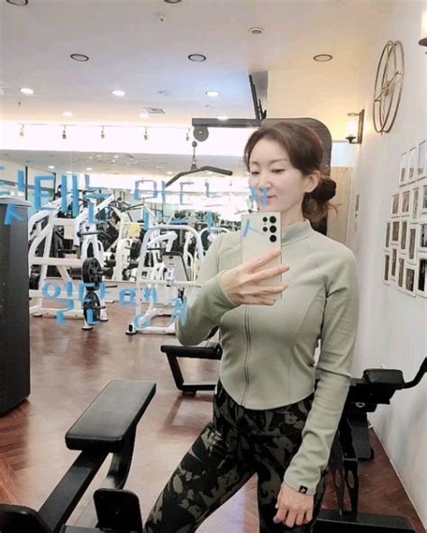 똑같은 시간 누구에게나 하루 시간이 주어진다 똑같은 시간속에 나는 무얼 위해 살고 있을까 산쟁이로 살던 나인데 아직 컨디션 회복중으로 소소한 일상을 살고있다