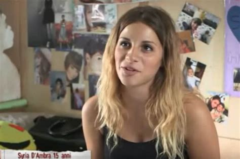 Syria Dambra Il Collegio Chi è