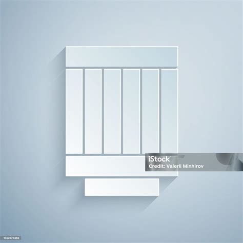 회색 배경에 격리 된 자동차 공기 필터 아이콘을 잘라 용지 자동차 수리 서비스 기호 종이 아트 스타일 벡터 3차원 형태에 대한