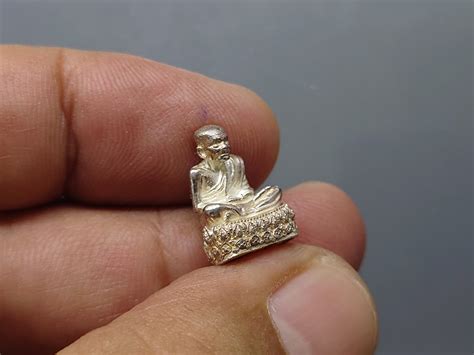 หลวงพ่อทวด รุ่นปาฎิหาริย์นิรันตราย กฐิน 66 เนื้อเงิน แผ่นโคททองคำ สูง 1 5 ซม พิธีพุทธาเทวาภิเษก