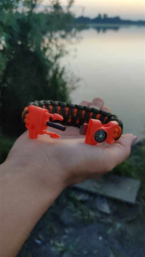 Паракордовый Браслет Тактический Помаранчево зеленый З Фастексом Выживания в Комплекте 21 См