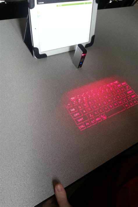 Portable Hologram Keyboard R Cyberpunk