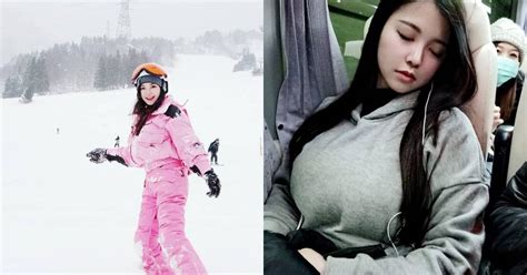 Girl xinh gây sốt vì ngủ gật trên xe bus nhưng vòng khủng mới là tâm điểm chú ý của dân tình