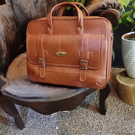 قیمت و خرید کیف لپ تاپ مدل A121 مناسب برای لپ تاپ 13 تا 15 اینچی