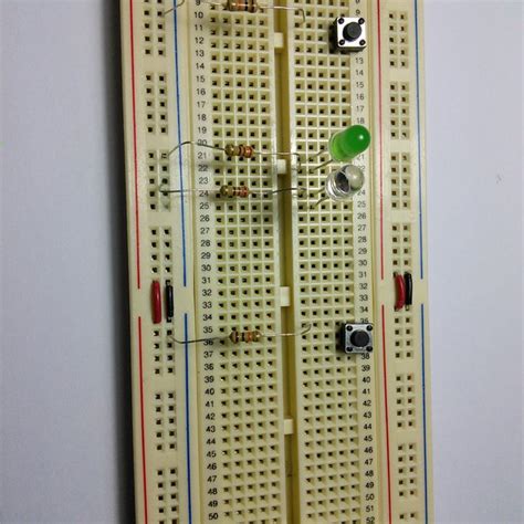 Race To The Led Arduino Game