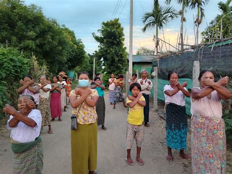 Khit Thit Media စစ်အုပ်ချုပ်ရေးကြေညာပြီးနောက် မုံရွာမြို့ပေါ်ရှိ အနောက်မြောက်တိုင်းစစ်ဌာန ချုပ