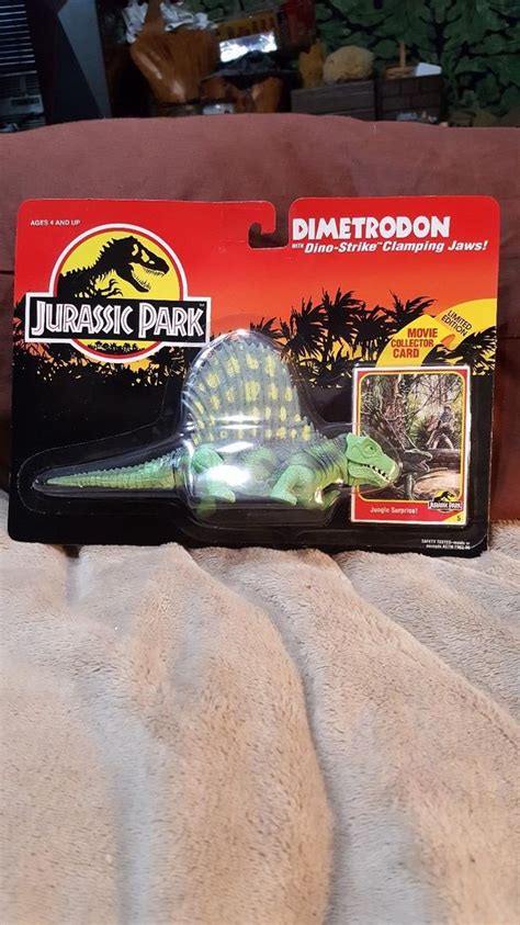1993 Kenner Jurassic Park Dimetrodon With Dino Strike Clamping Jaws