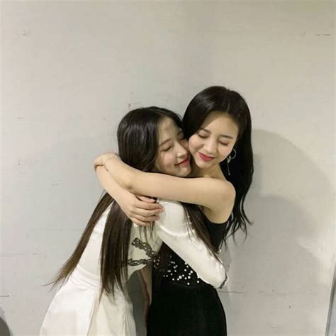 다이아와 오마이걸의 친목 인스티즈instiz 이슈 카테고리