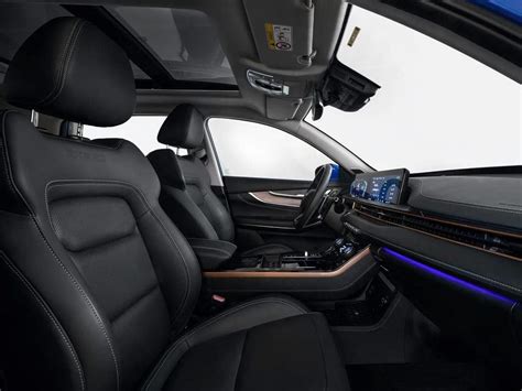 Новый Exeed Lx New купить у официальных дилеров в Минске и Беларуси цены характеристики фото