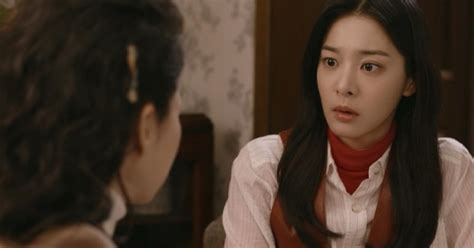 ‘오아시스 설인아 돌연 얼어붙었다