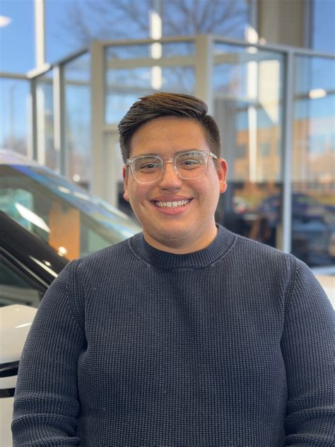 Dulles Motorcars Subaru Staff Leesburg Subaru Dealer In Leesburg Va