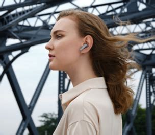 Joyful Sounds Huaweis Audio Family Offers The Gift Of Intelligent High Resolution Harmonics