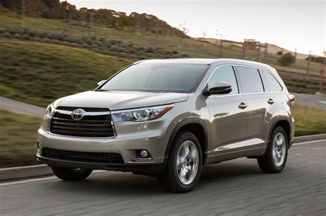 Новая машина Toyota Highlander 2014 - обои для рабочего стола, картинки ...
