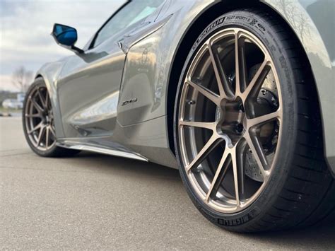 Chevrolet Corvette C8 Z06 Grey Forgeline Ga1r Open Lug Wheel Front