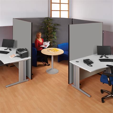 Busyscreen Classic Partition System Loop Nylon 1225 X 900mm Hxw