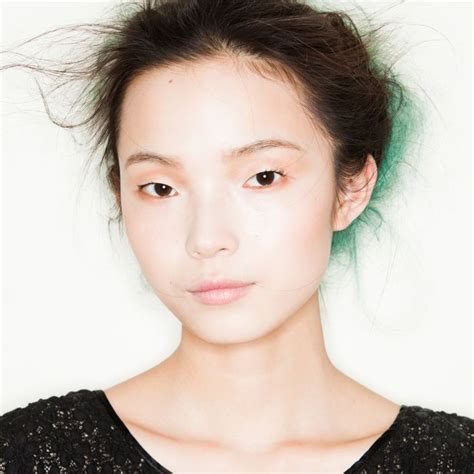 More Asian Models Are Getting Beauty Contracts