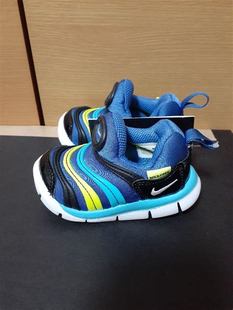 【激安】新品 Nike 人気 スニーカー！ メルカリ