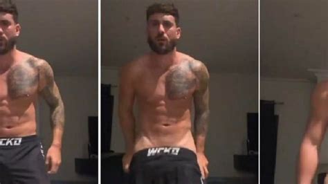 Après Des Railleries Sur La Taille De Son Sexe La Star Lyonnaise De