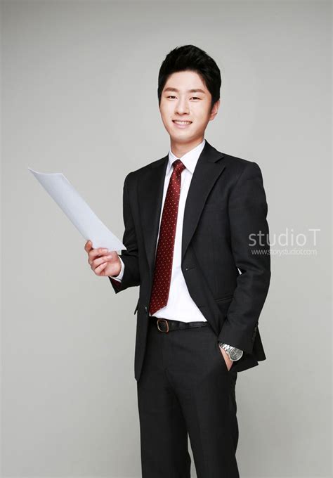 쇼호스트 프로필촬영 남자 모델 옷