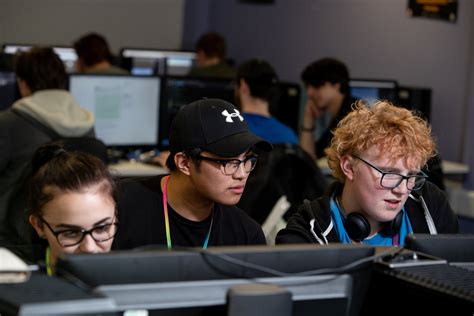 School Of Computer And Engineering Sciences University Of Chester