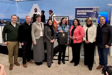 Massachusetts Safe Boating Act Now Law For All Boat Operators New
