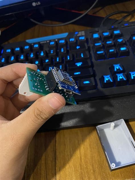Easy Mqtt Remote For Iot Devices With Temperature Sensor Iot Remote