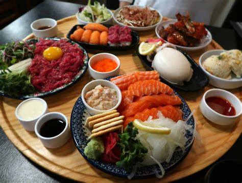 강남역 회식 하기좋은 이자카야 너무한육회연어 푸짐한 한상 네이버 블로그