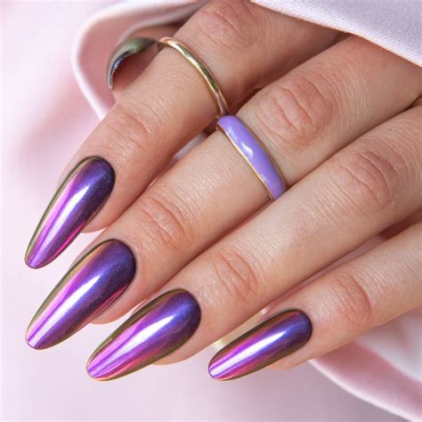 Nails Company Brokatowe Odcienie Różu Idealnie Się Sprawdzą W Karnawałowym 💃 Manicure Użyty W