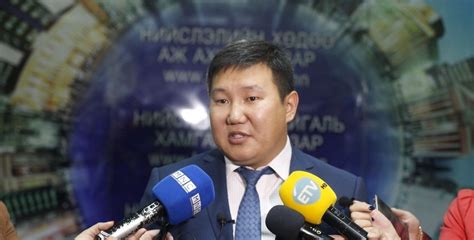 БОАЖЯ НЫ ТӨРИЙН НАРИЙН БИЧГИЙН ДАРГА Э БАТТУЛГЫГ АЖЛААС НЬ ЧӨЛӨӨЛЖЭЭ