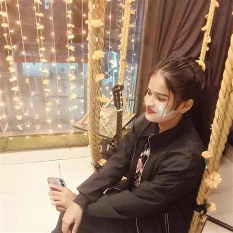 Kajal Raghwani Kajal (@miss__kajal7352) • Threads, Say more
