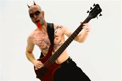 Ryan Martinie No Treble