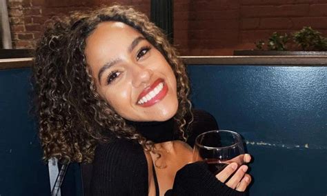 Bachelor In Paradise Why Teddi Wright Made A Shocking Exit Chamberlainsun Local News