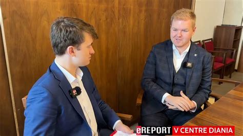 Michal Bartek Prezidentka Má Schizofréniu Youtube