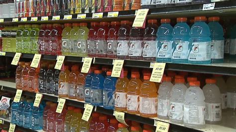 Are sports drinks healthy for you? Experts weigh in - YouTube