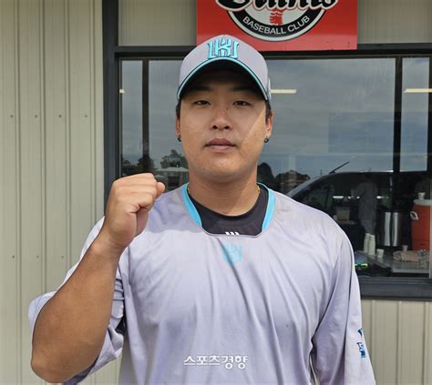 뜨거웠던 전반기 그래서 더 아쉬웠던 2024년··· Kt 강백호 “올해는 더 단단하게”