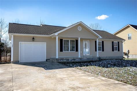 104 Ruby Ct Radcliff Ky 40160 ®