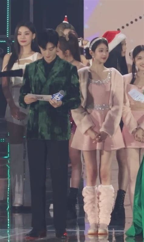 전설의 차은우 장원영 투샷 Tttttt