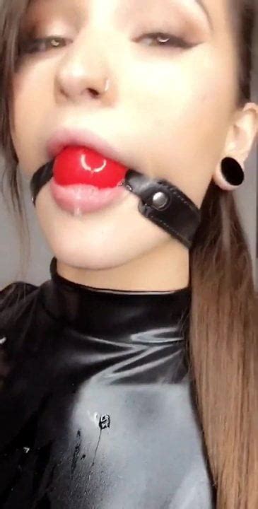 핫한 라텍스 셀프 개그 xHamster