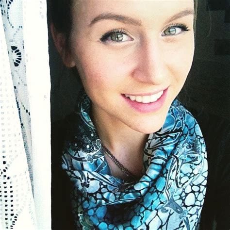 Green Eyes R Prettygirls