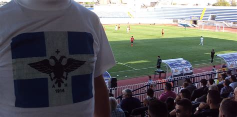 ΝΤΡΟΠΗ και ΑΙΣΧΟΣ Η Ελληνική Αστυνομία απαγόρευσε τη σημαία της Βορείου Ηπείρου σε ελληνικό