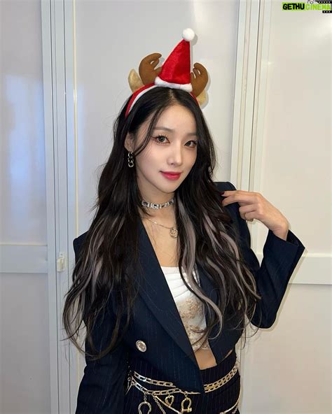 Actress Saebom Hd Instagram Photos And Wallpapers December 2022 Gethu Cinema