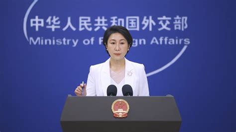 个别国家对香港通缉外逃反中乱港分子说三道四，外交部：强烈不满，坚决反对凤凰网视频凤凰网