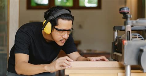 🧤 Ppe For Woodworking How To Stay Safe In The Workshop Without