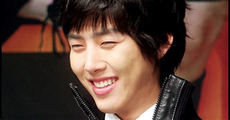 포토엔 달콤한 미소 백성현 소녀팬들 울릴 준비 됐어요 포토엔 달콤한 미소 백성현 소녀팬들 울릴 준비 됐어요