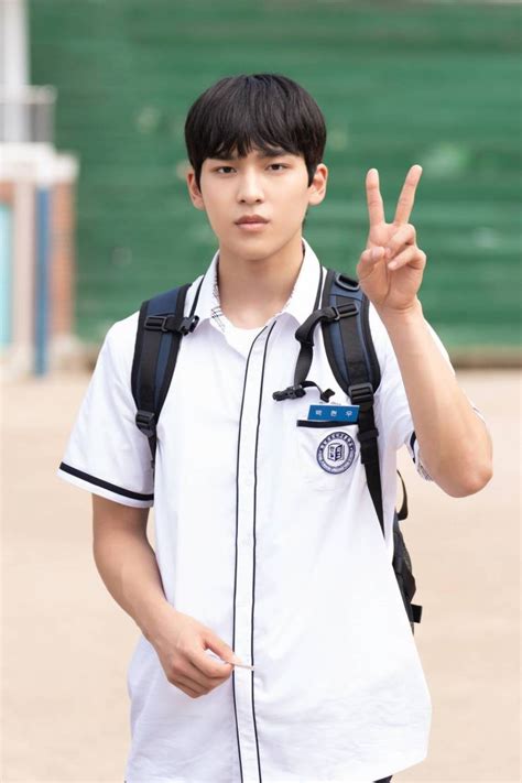 Moon Seong Hyun Picture Hancinema