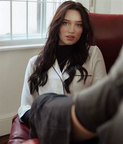 Niamh Mccormack Beauty Long Hair Styles Women